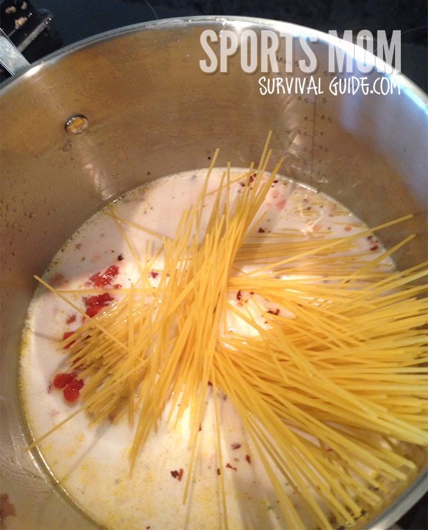 Easy One-Pot Creamy Spaghetti